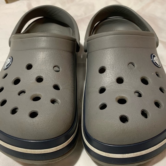CROCS | Shoes | Crocs Boys 3 Gray Clogs 4 Star Wars Jibbitz | Poshmark